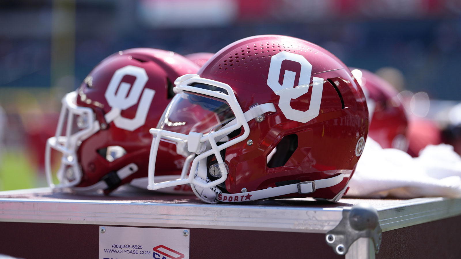 Oklahoma football snags 2027 top 30 recruit over Alabama, Michigan ...