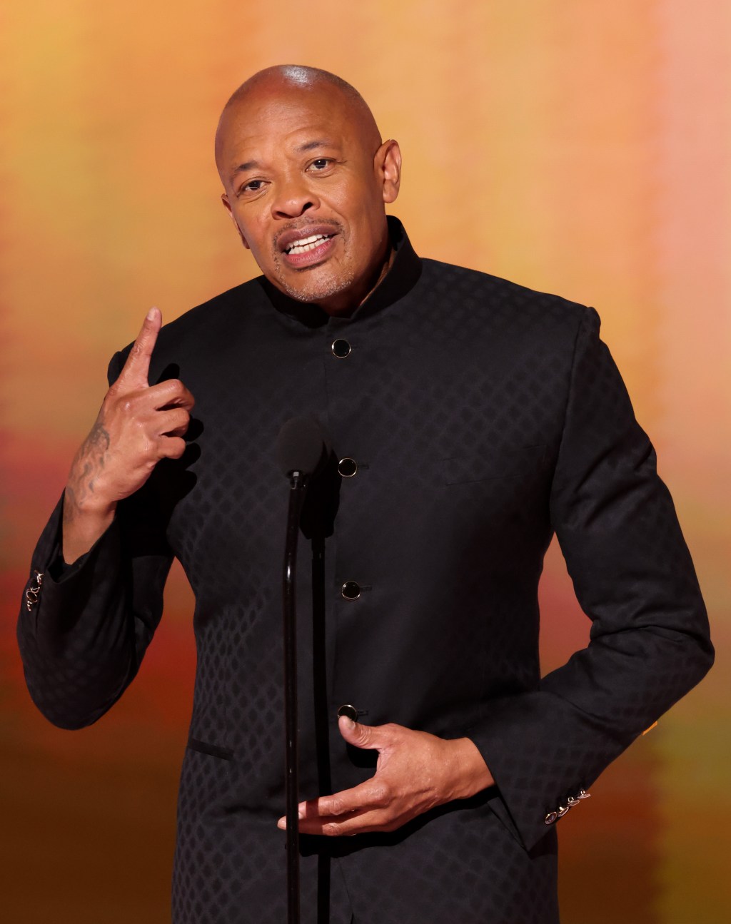 Dr. Dre and far-left congresswoman Maxine Waters go to war over ‘vital ...