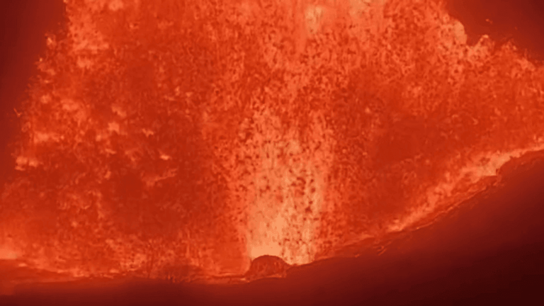 Kilauea summit erupts again, with 650-foot lava fountain inside the caldera