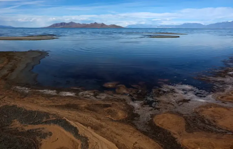 EUA: O Grande Lago de Sal está em crise