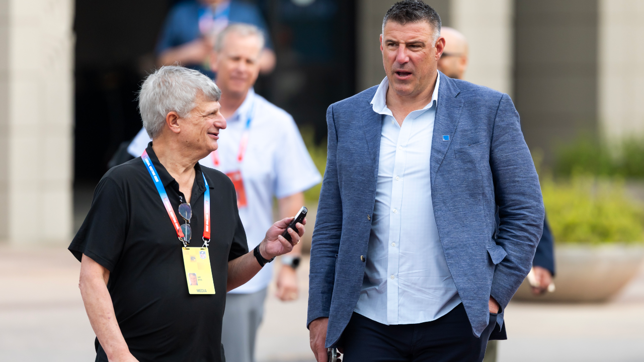 Patriots’ coach Vrabel returns from counseling with 3-word family update