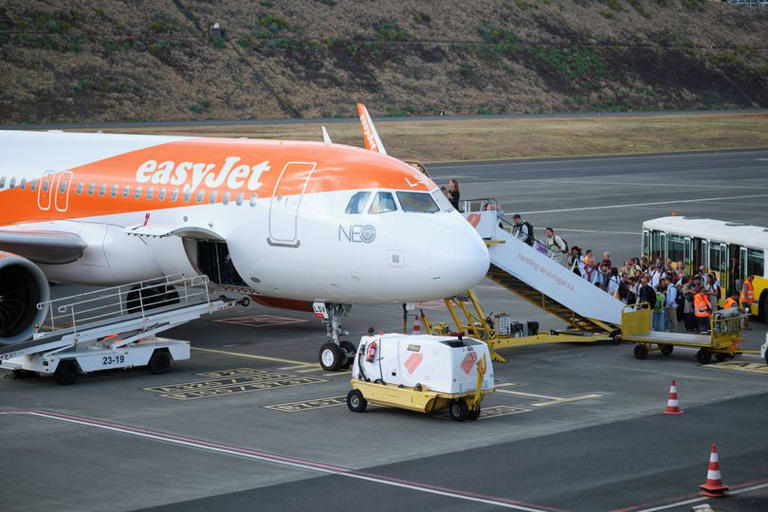 EasyJet, TUI, Jet2 and Ryanair Bluetooth rules explained after Spain ...