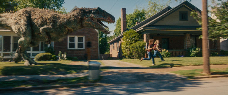 'The End of Oak Street' trailer: The dinosaurs are just the beginning