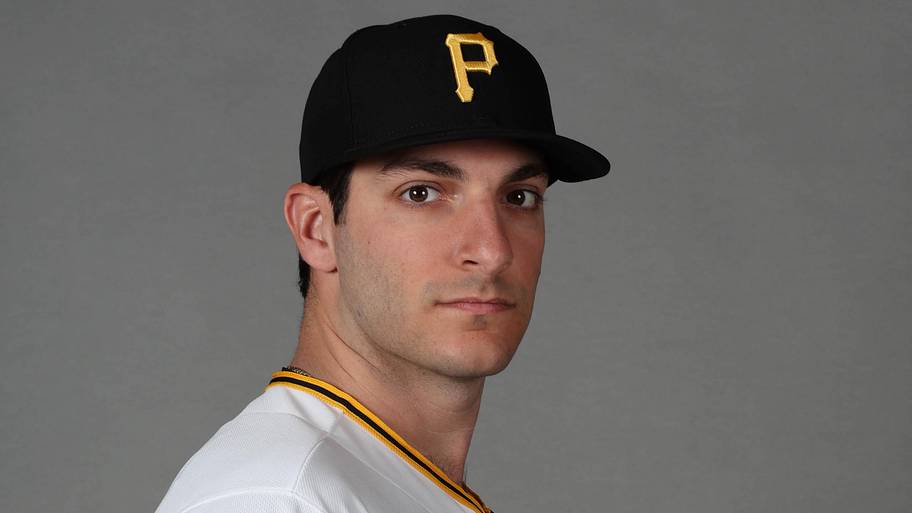 Pirates relief pitcher exercising upward mobility clause - again