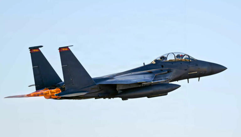 Kilder til NBC News: Amerikansk kampfly kan ha blitt skutt ned av ...