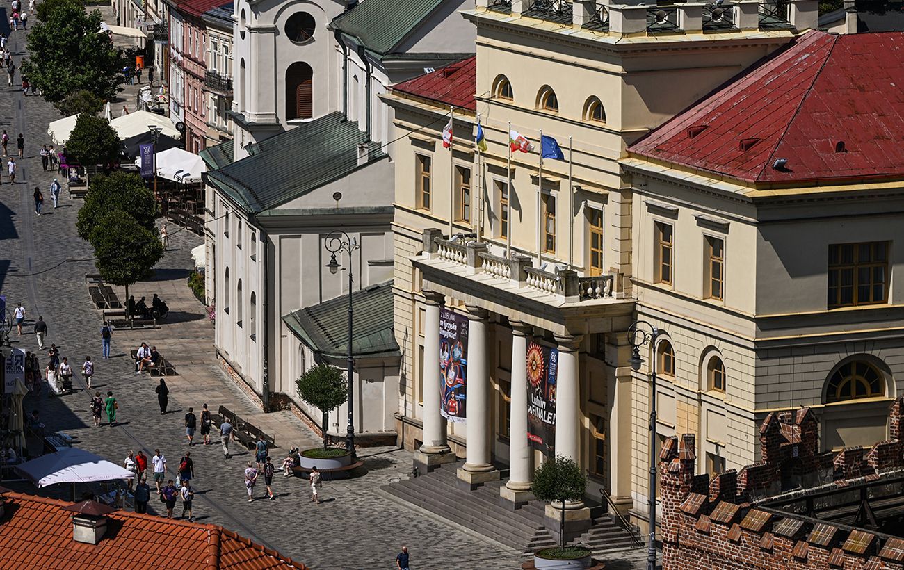 Polish city removes Ukrainian flag over wartime history dispute
