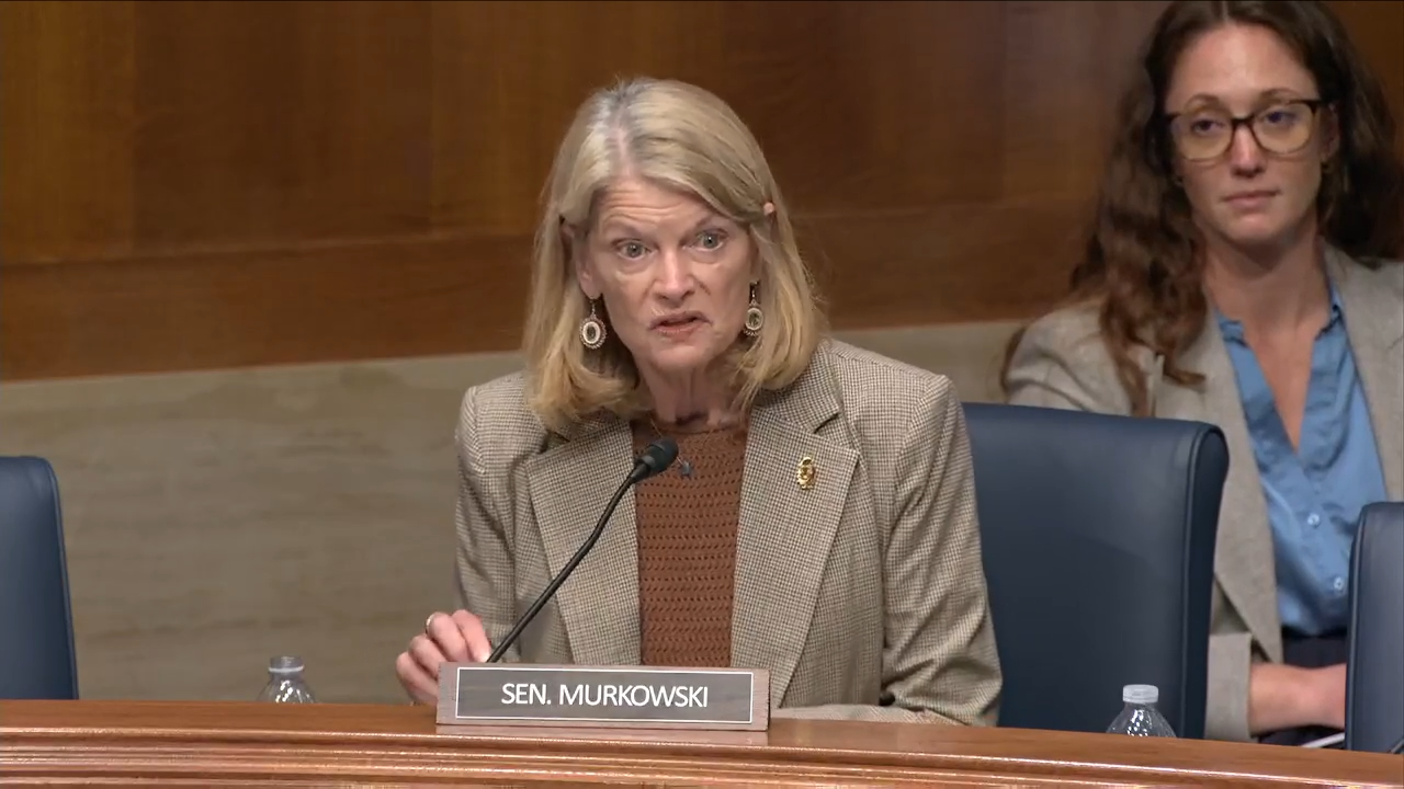 'This is an 87% cut': Lisa Murkowski takes issue with RFK Jr.'s budget ...