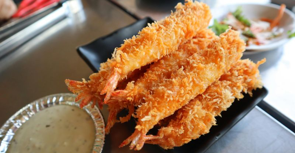 18 foods Americans keep ordering (knowing exactly what to expect)