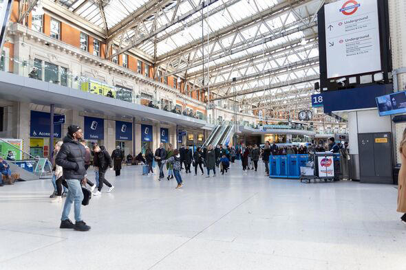 Waterloo station live: London train station closed due to fire alert as ...