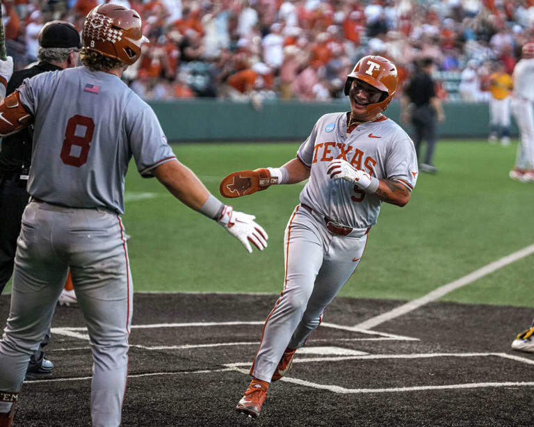 Texas baseball takes its best punch, looks ready for Oregon's NCAA ...
