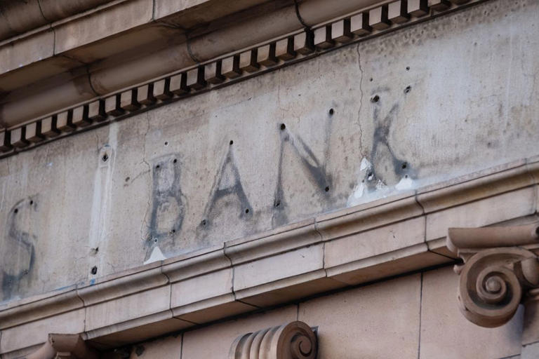 Bank branch closures alert: Full list of Lloyds and NatWest June 2026 ...