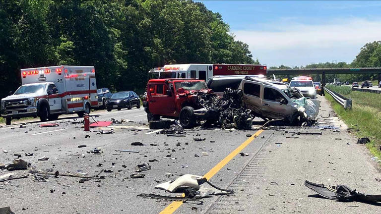 2 killed in wrong-way crash on I-95 in Virginia