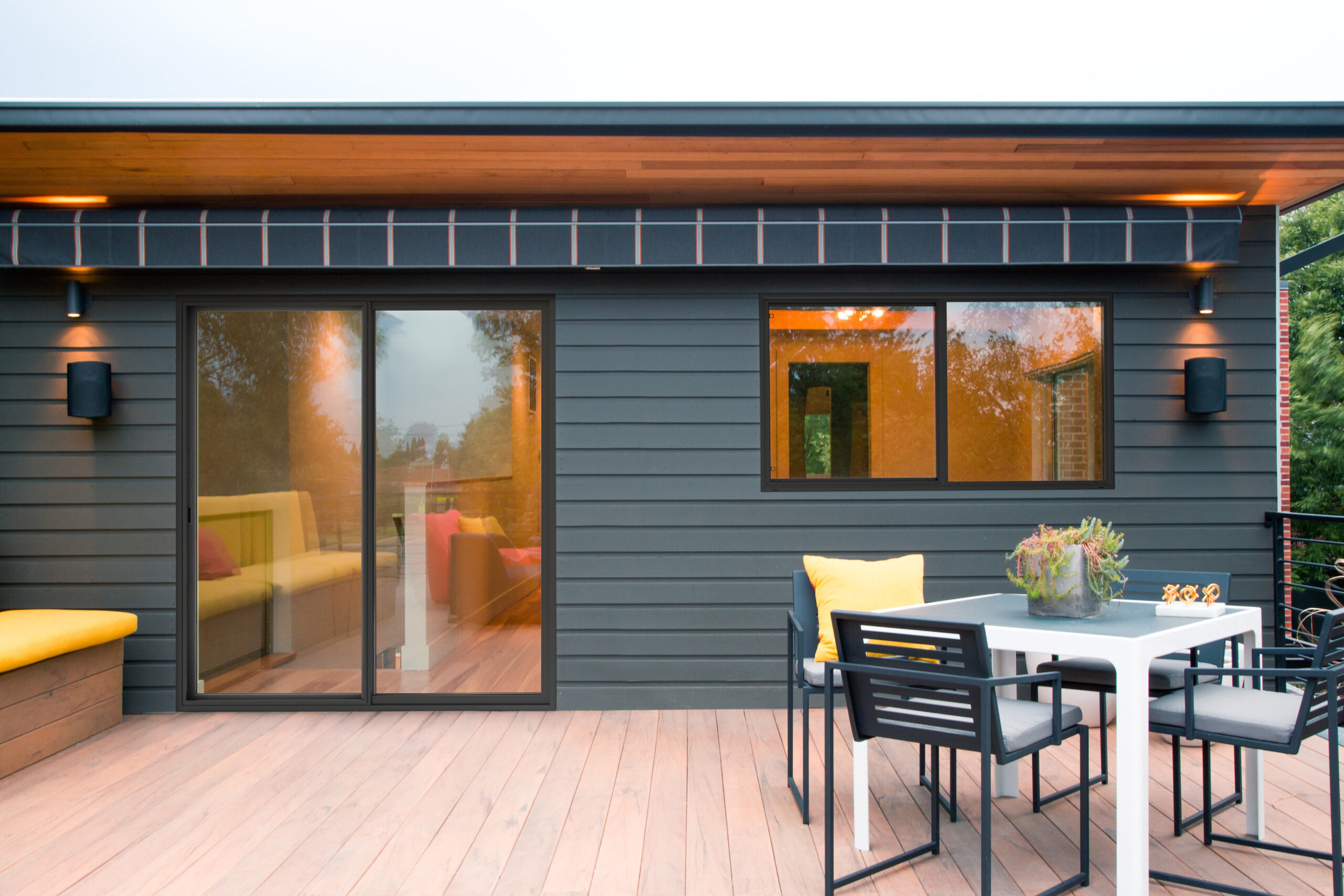 MI Windows and Doors launches new Carbonite collection