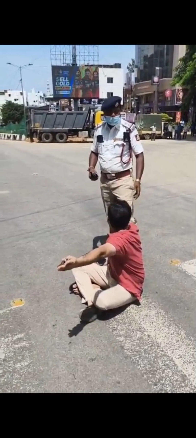Viral video claims 30-minute traffic halt for governor’s convoy; police ...