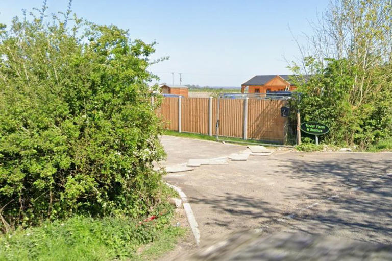 Complaints after caravans pitched at traveller site without permission