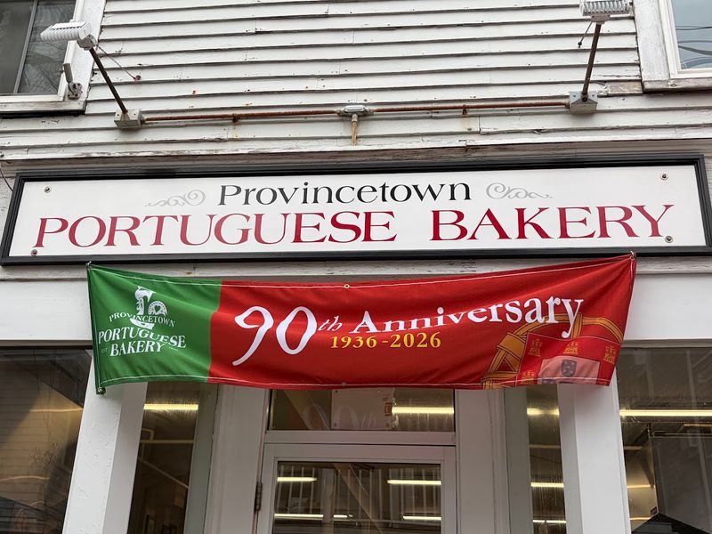 This 90-year-old Massachusetts bakery has no sign, just the best ...