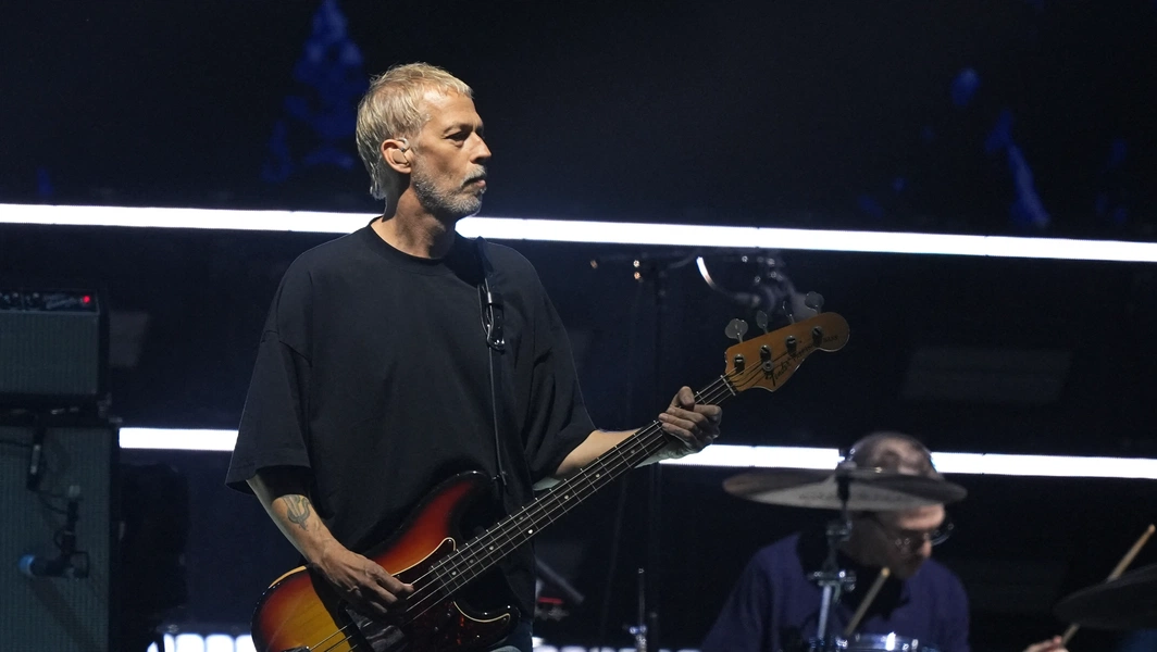 10 famous rock band breakups and behind-the-scenes conflicts