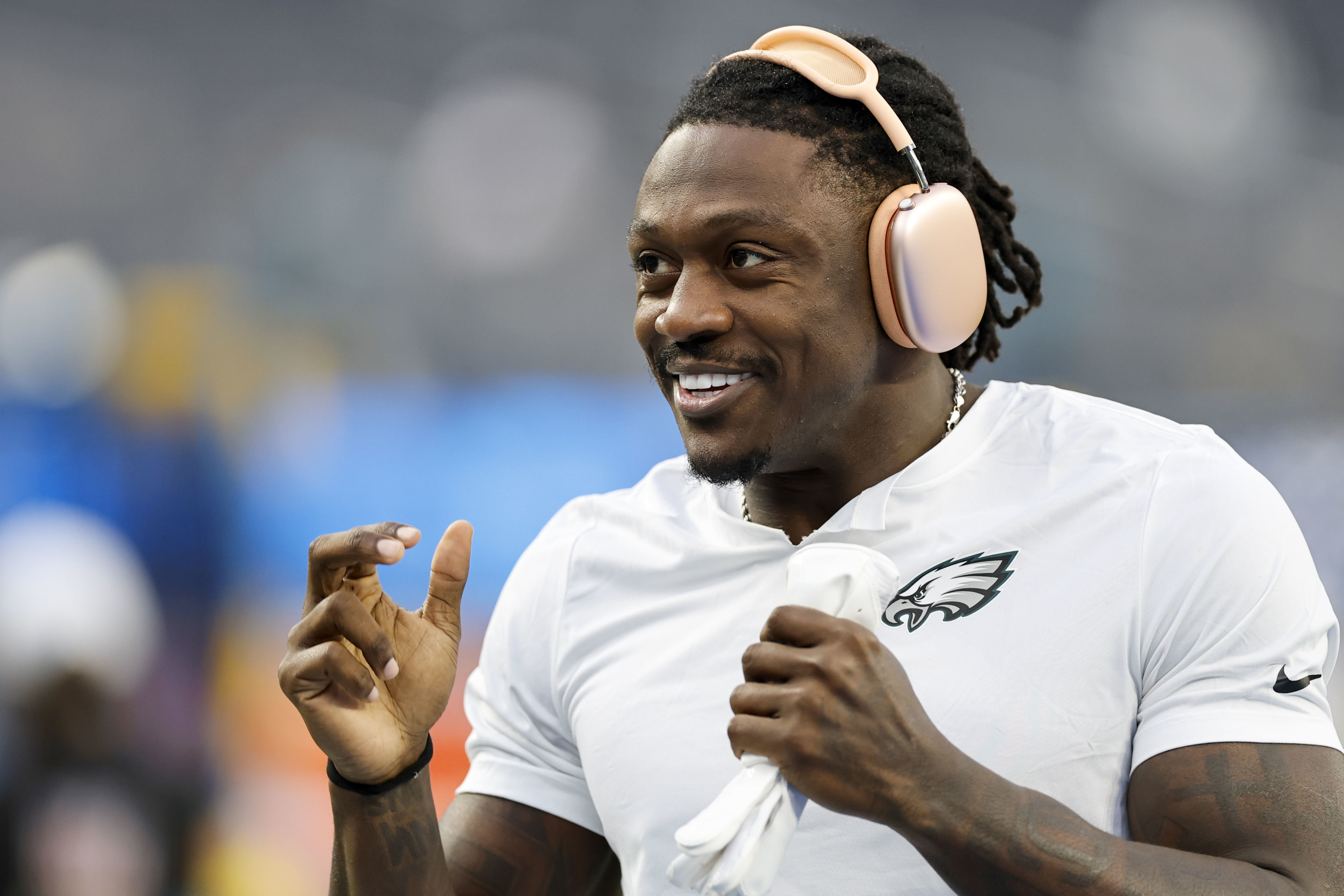 AJ Brown trade updates: Latest rumors and timing; Browns trading Myles ...