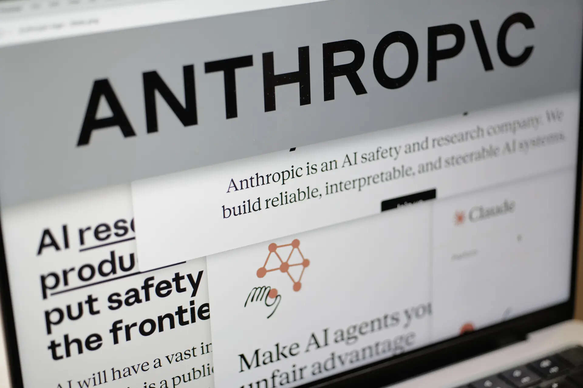 AI giant Anthropic confidentially files for US IPO