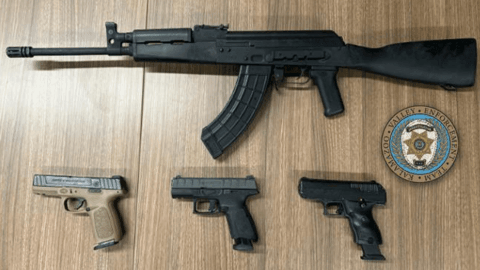 Battle Creek trio arrested on gun, stolen property charges during ...