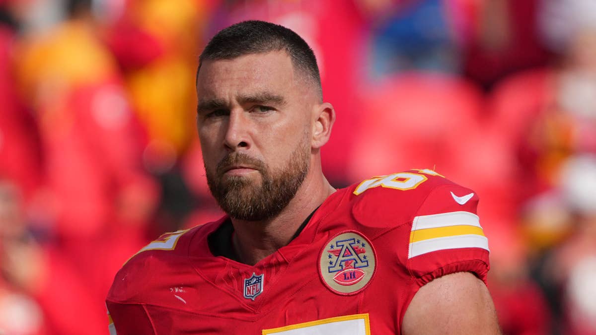 Travis Kelce congratulates Nick Bolton on Hall of Fame induction