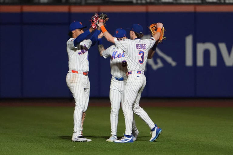 A $382 million predicament: Inside the New York Mets’ early season ...