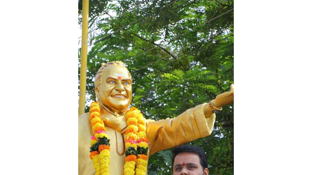 TDP's Rajya Sabha race heats up; Lokesh aides Vijay, Rajesh in lead