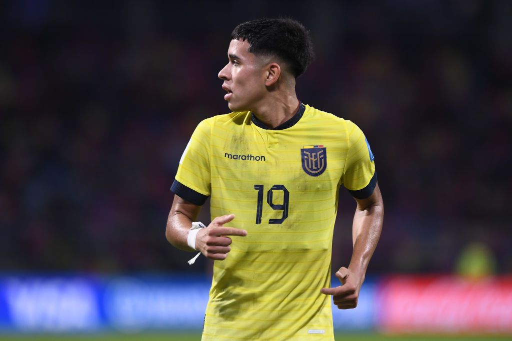 Chelsea to evaluate Kendry Paez following disappointing loan spell