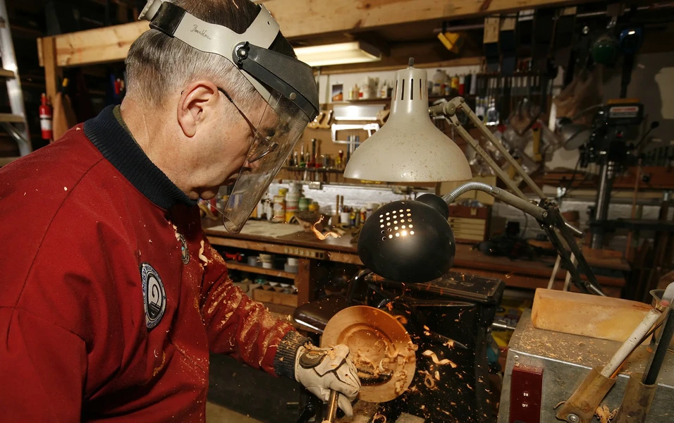 Master the art of safe bowl turning