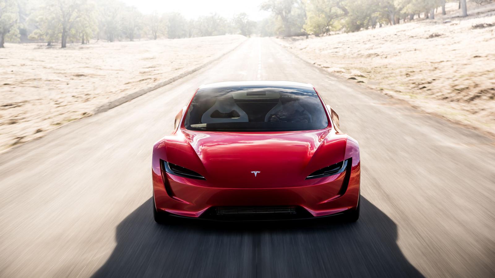 Πότε ξεκινά η παραγωγή του Tesla Roadster;