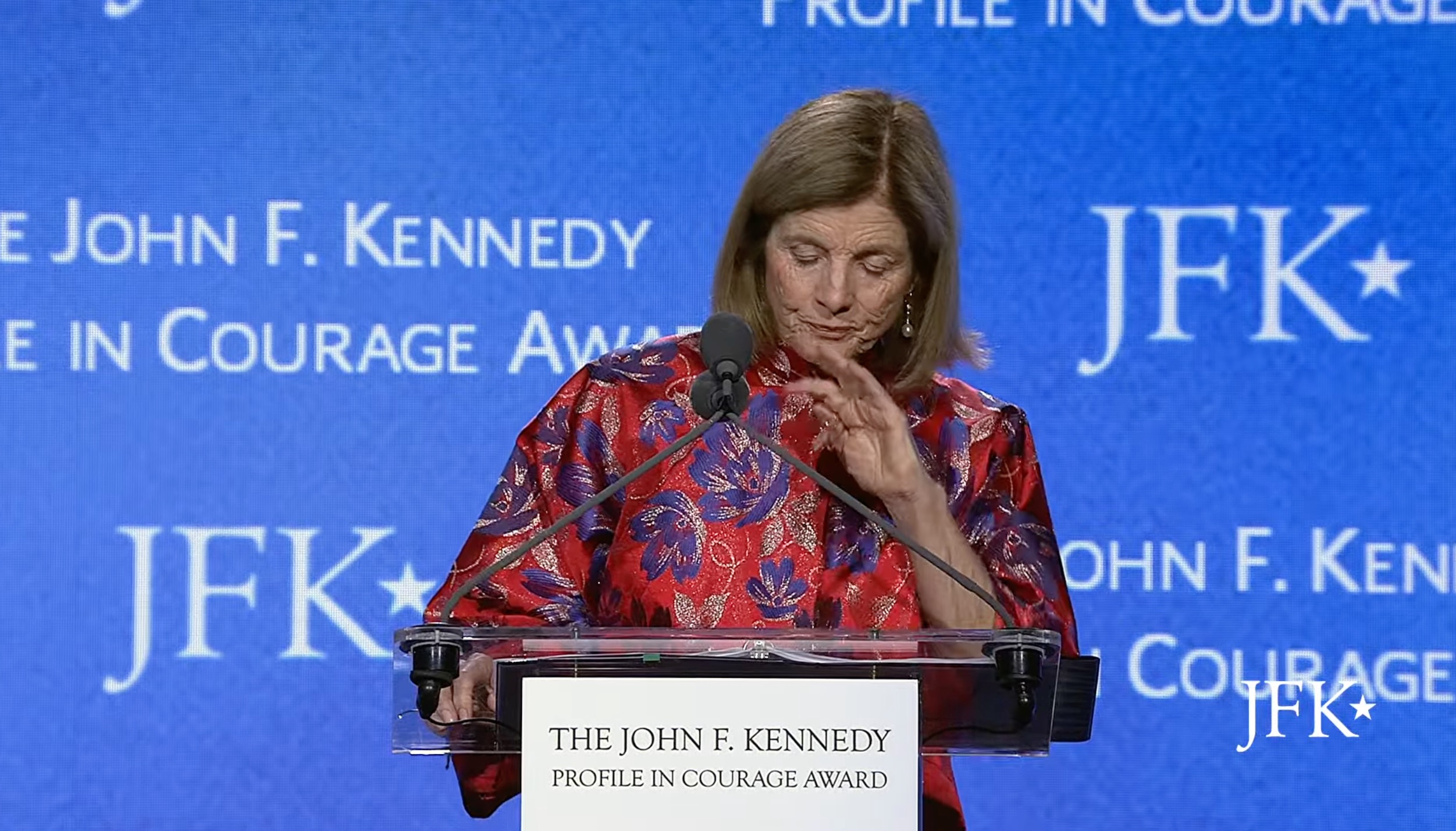 Tearful Caroline Kennedy breaks silence on daughter Tatiana Schlossberg ...