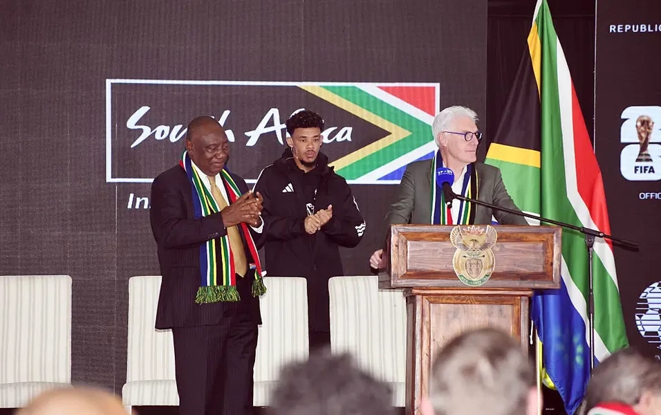 South Africa leave for World Cup without key staff after visa delay