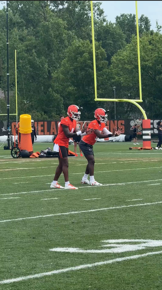 Cedric Tillman putting in the work before practice