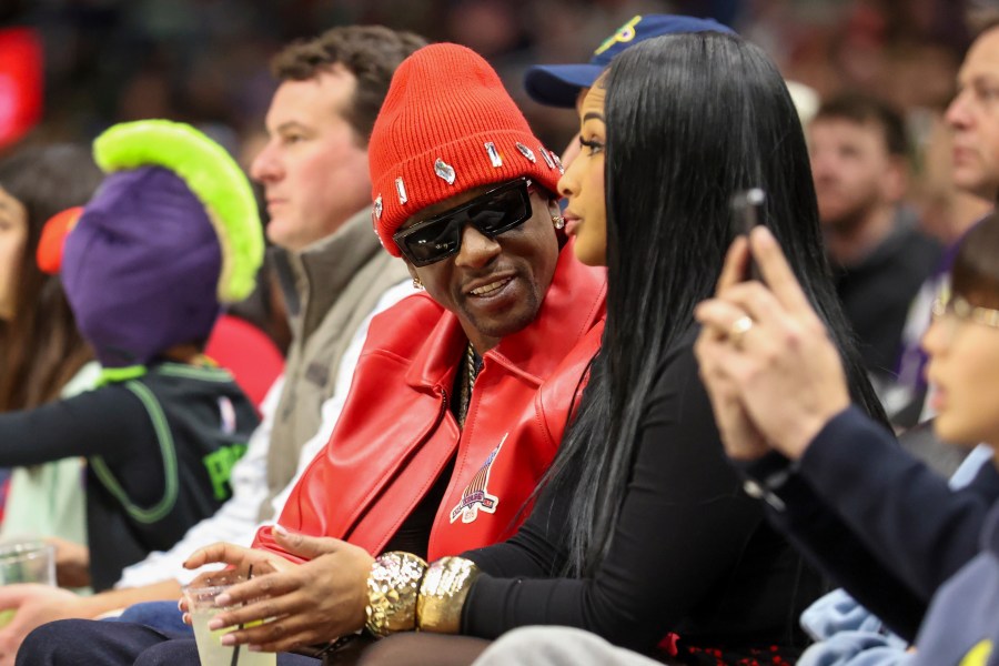 Rapper Lil Boosie charged with aggravated assault in bar fight in ...
