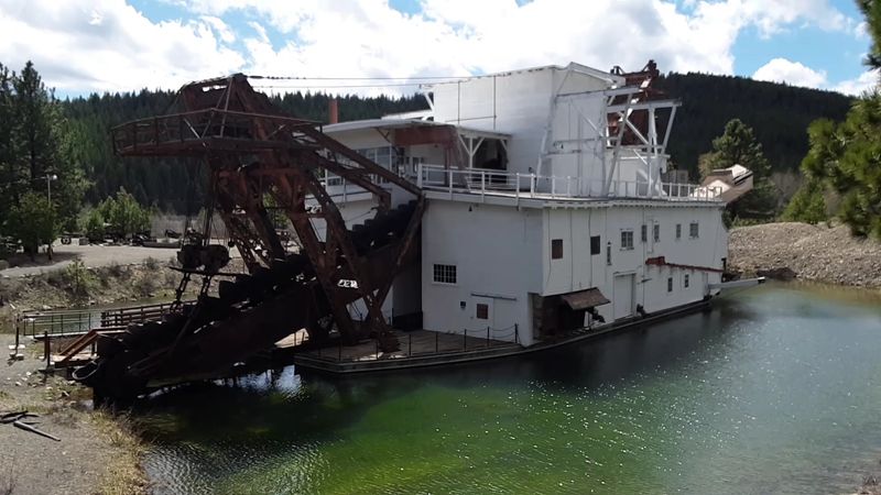 A 14-mile Oregon loop takes you past three abandoned gold mines, one ...