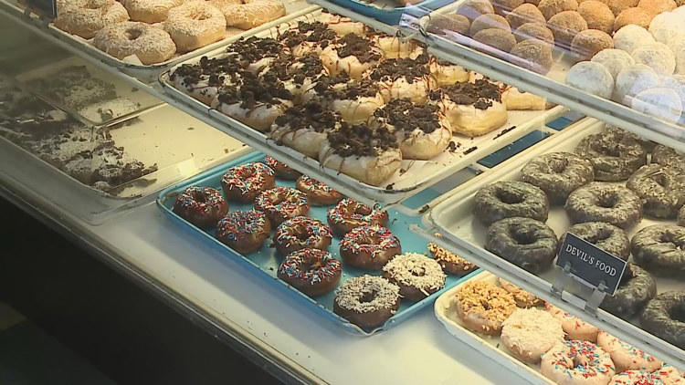 Florissant doughnut shop seeks repeat win in 'Best Donut in America ...