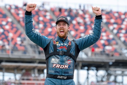 Cleetus McFarland to run bald eagle paint scheme in Michigan NASCAR ...