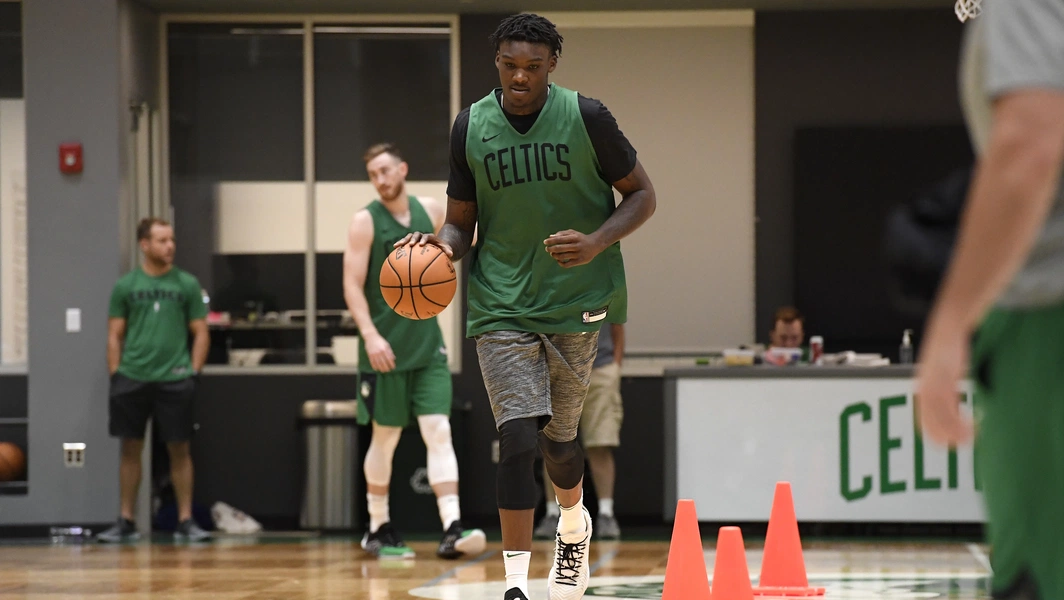 Celtics consider Robert Williams III reunion to fix defense