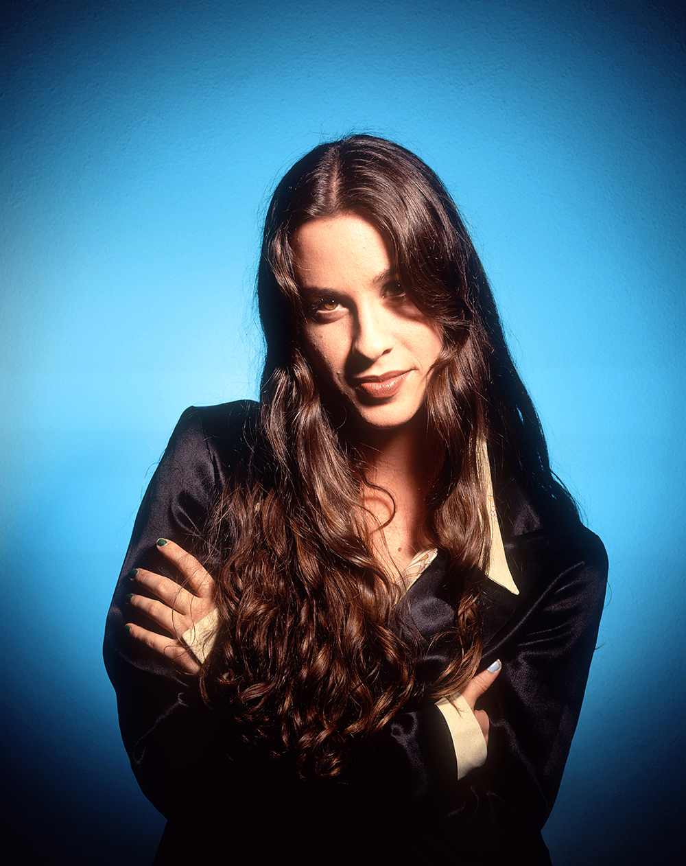 Alanis Morissette then & now: Photos of the ‘Jagged Little Pill’ singer ...