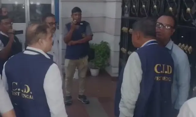 Signature row: CID team visits Abhishek Banerjee's Kolkata house for ...