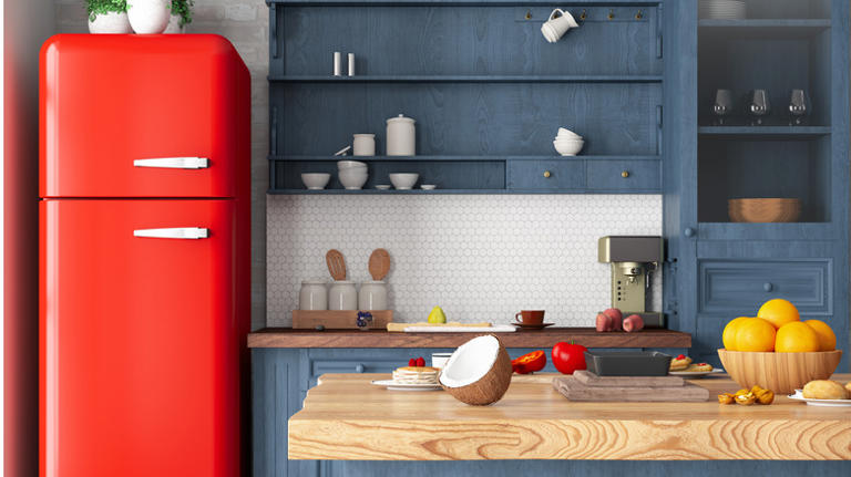 5 retro kitchen styles that defined '50s homes