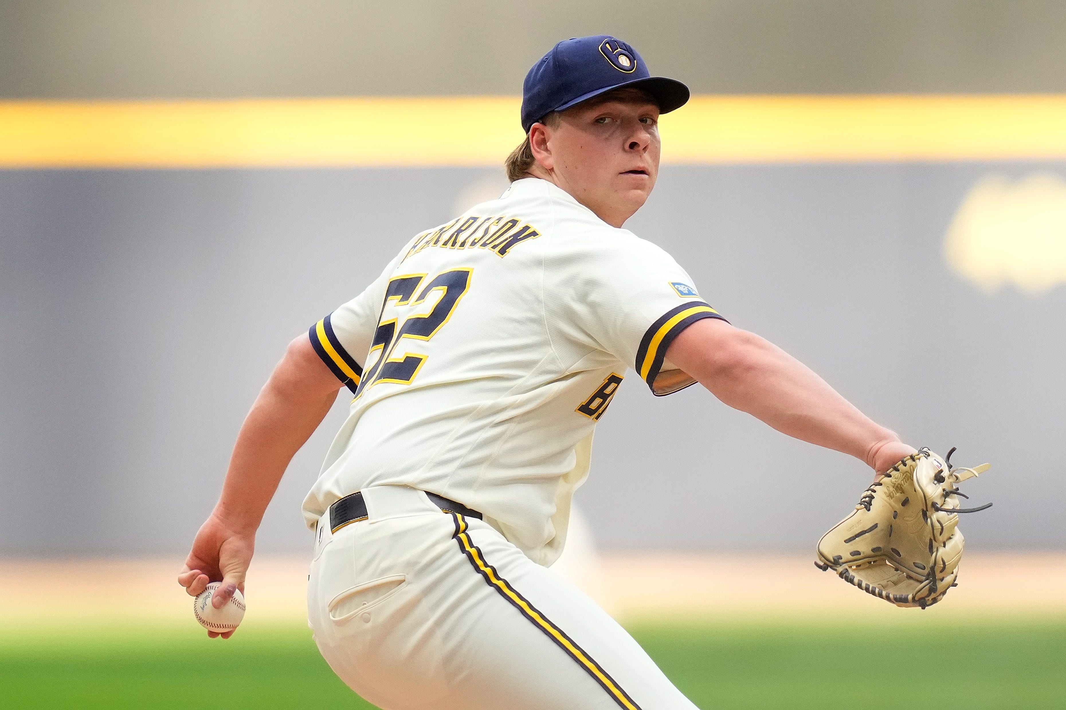 Brewers 3, Giants 1: Jake Bauers stays hot, Kyle Harrison fans 12