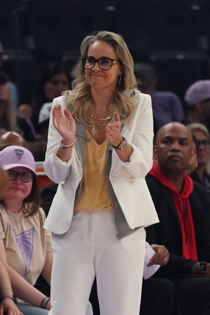 Hammon hits 150 wins as Aces answer with defense at Golden State