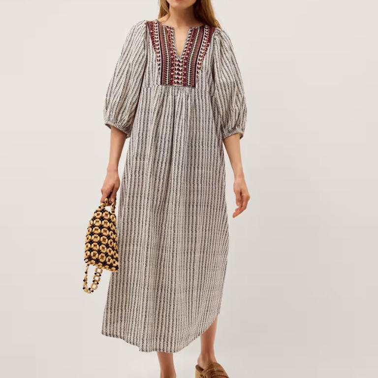 Kelly Brook's flattering summer dress is the warm weather hero buy you ...