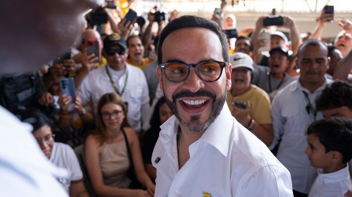 De la Espriella supera a Cepeda en primera vuelta y redefine el mapa ...