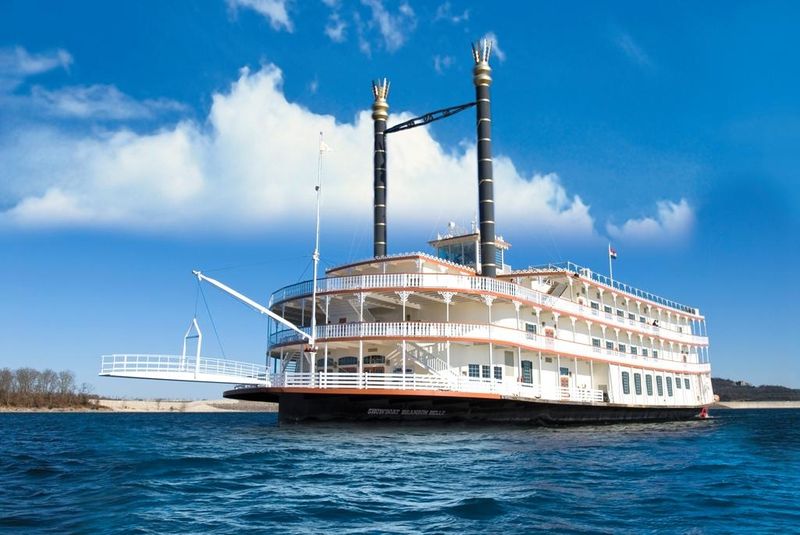 A multi-course feast while cruising through the breathtaking Ozark ...