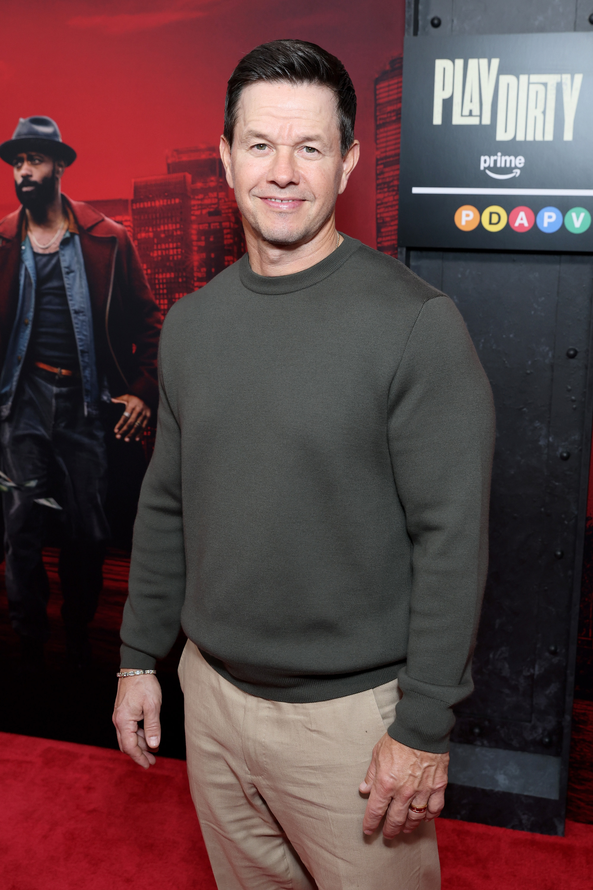 Mark Wahlberg is unrecognizable after shocking transformation for mafia ...