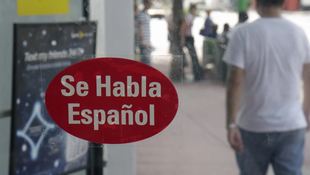 Spanish travel phrases that change your trip