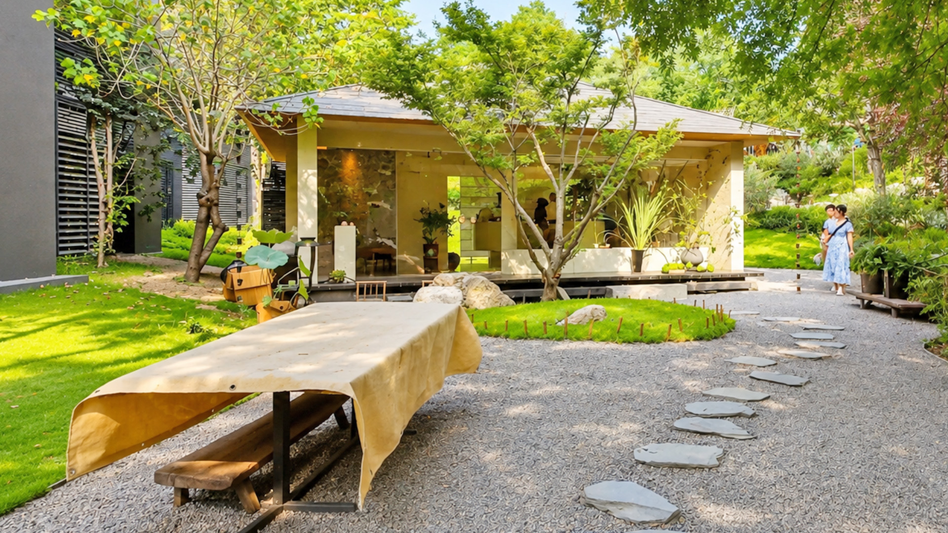 This wealthy neighborhood turns shopping into a garden walk
