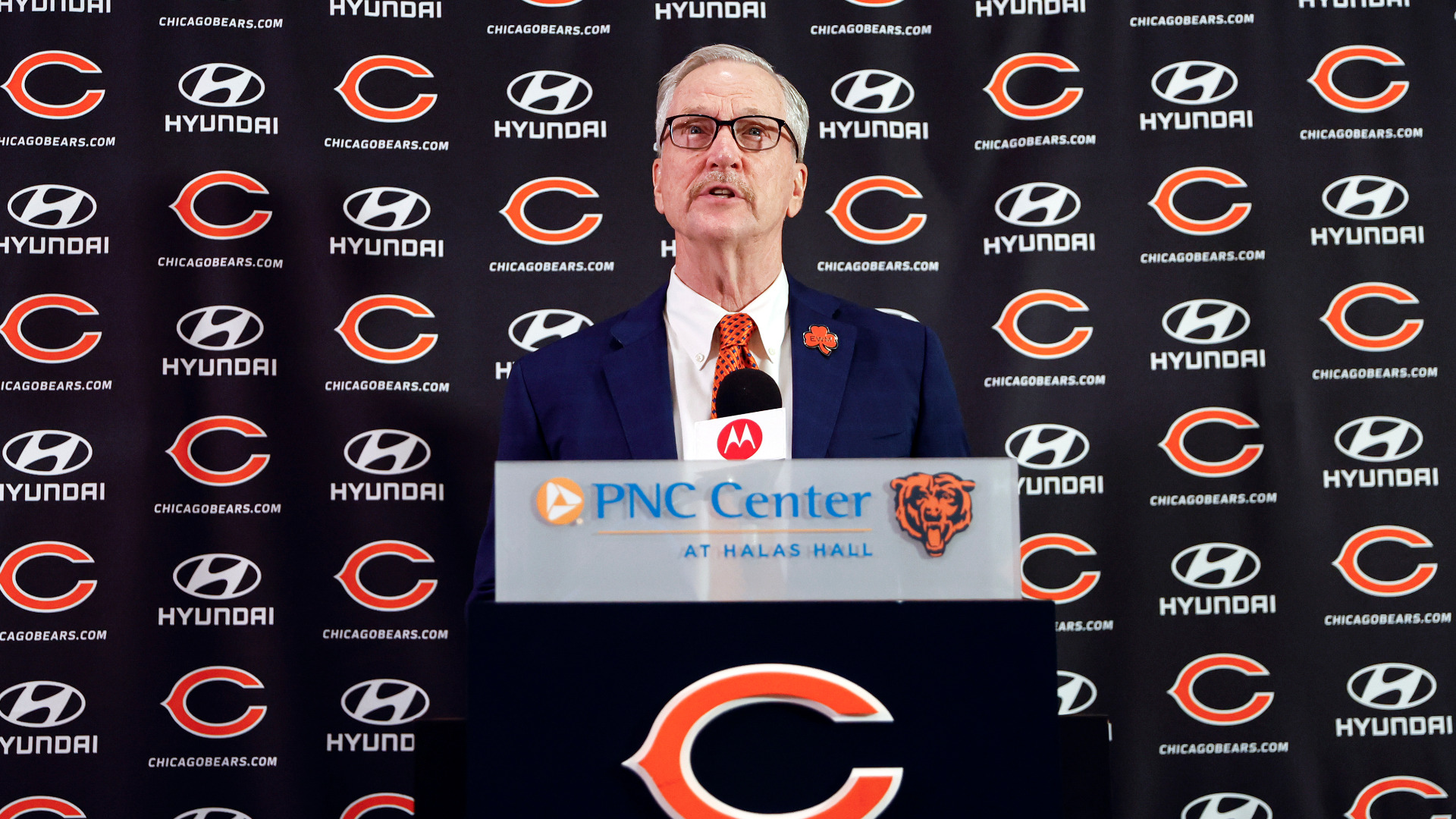 NFL relocation plans spark outrage among Chicago fans